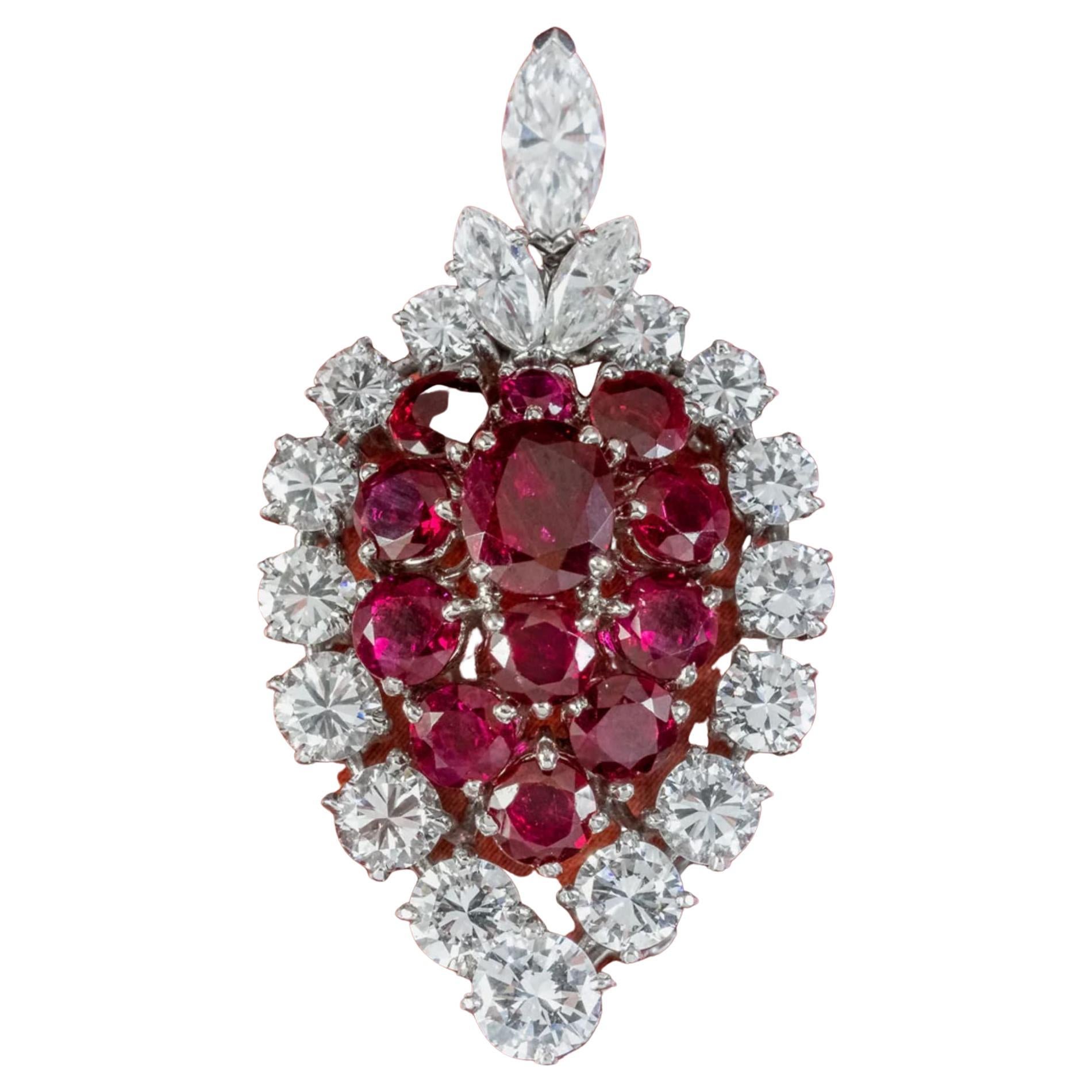 18 Carat Gold Vintage Ruby Diamond Pendant with 3.20 Carat of Ruby For ...