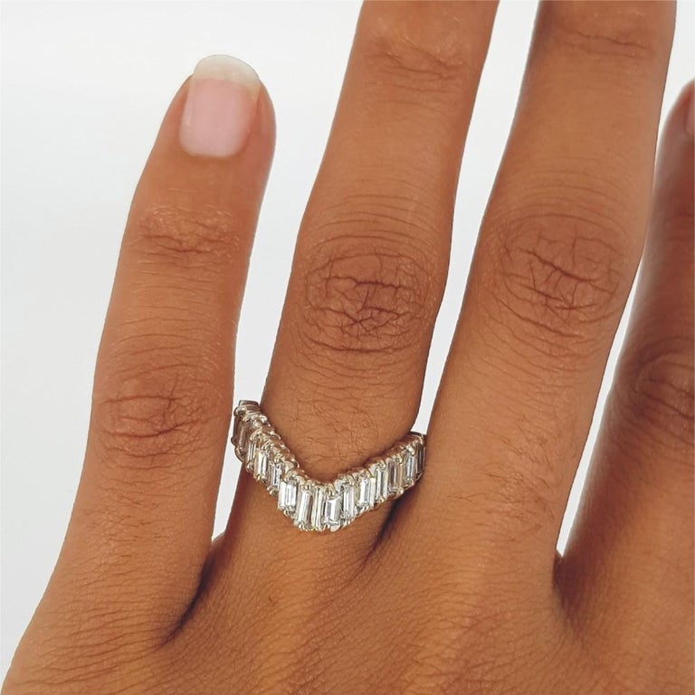 18ct White Gold Baguette Cut Diamond Wish Bone Ring For Sale at 1stDibs