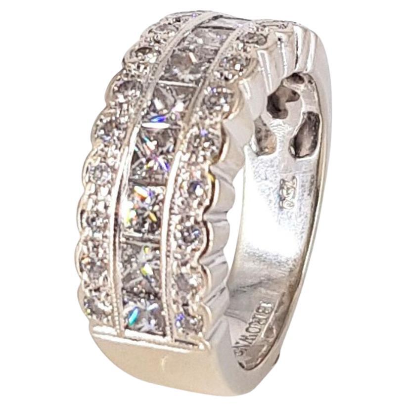 18ct White Gold Diamond Eternity Ring For Sale at 1stDibs