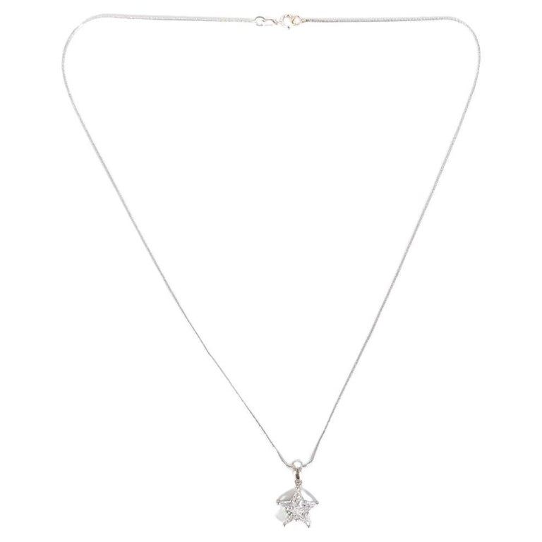 18ct White Gold Snake Link Chain With Diamond Pendant For Sale at 1stDibs