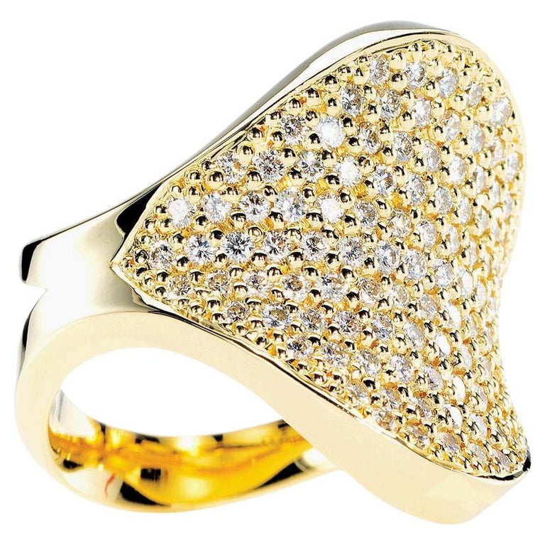 18ct Yellow Gold and White Diamond Saddle Cocktail Ring For Sale at 1stDibs