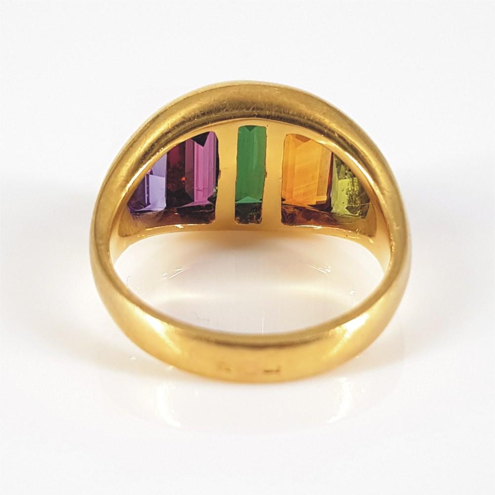 18ct Yellow Gold Multi Coloured Ring For Sale at 1stDibs
