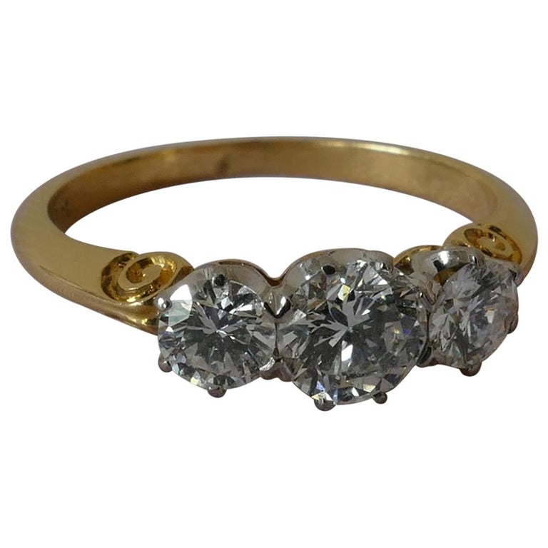 18ct Yellow Gold and White Gold Round Brilliant Cut 3 Diamond Vintage ... 18ct Yellow Gold and White Gold Round Brilliant Cut 3 Diamond Vintage ...