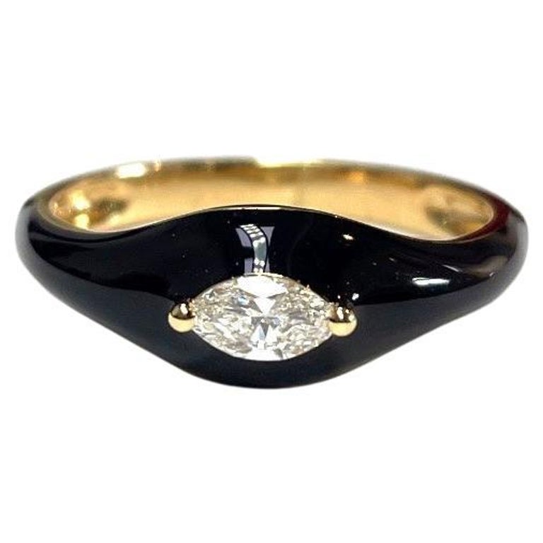 18k Black Enamel Ring With Diamond For Sale at 1stDibs