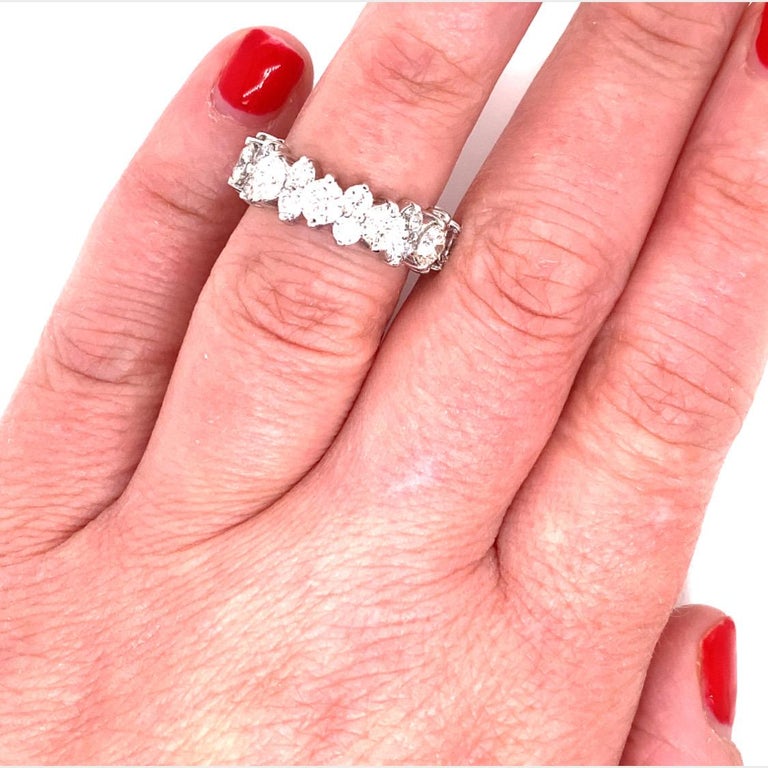 18k Diamond Cluster Eternity Band White Gold For Sale at 1stDibs