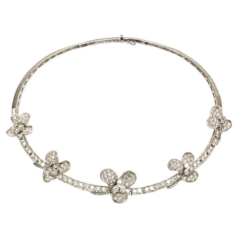 18K Diamond Flower Cluster Station Necklace White Gold For Sale at 1stDibs