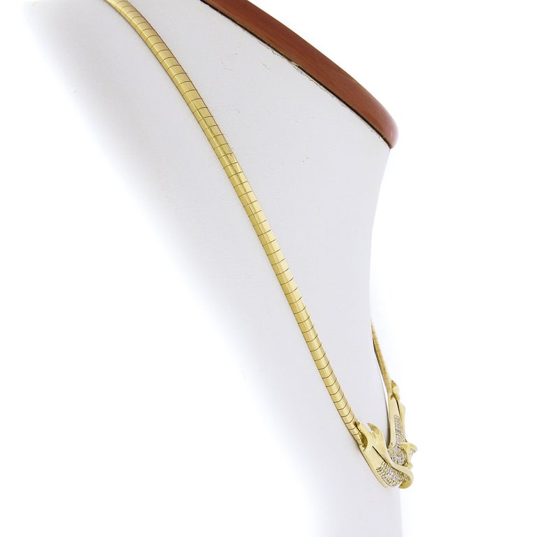 18k Gold 1.85ctw Round Brilliant and Baguette Diamond Omega Collier ...