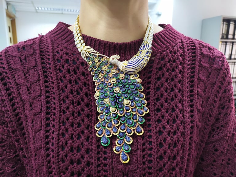 18 Karat Gold, 87.2 Carat, Diamond Peacock Necklace, Diamond Crusted ...