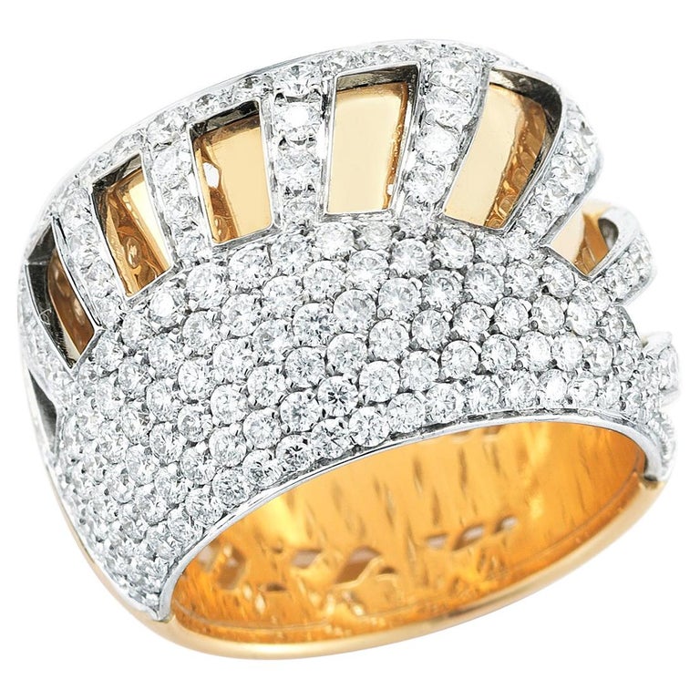 Customizable 18k Gold and White Diamond Ring For Sale at 1stDibs
