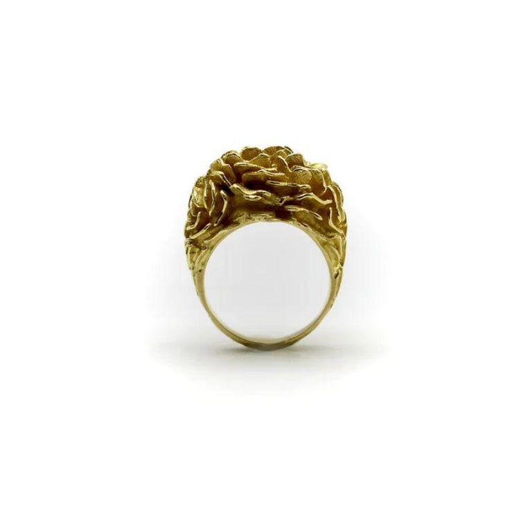 18K Gold Coral Shaped Mid-Century Modern Bombe Ring For Sale at 1stDibs
