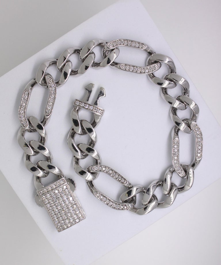 18K Gold Diamond-Accented Lightweight Cuban Link Chain for Men For Sale ...