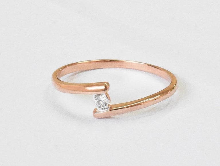 Customizable 18k Gold Diamond Round Diamond Solitaire One Diamond Ring ...