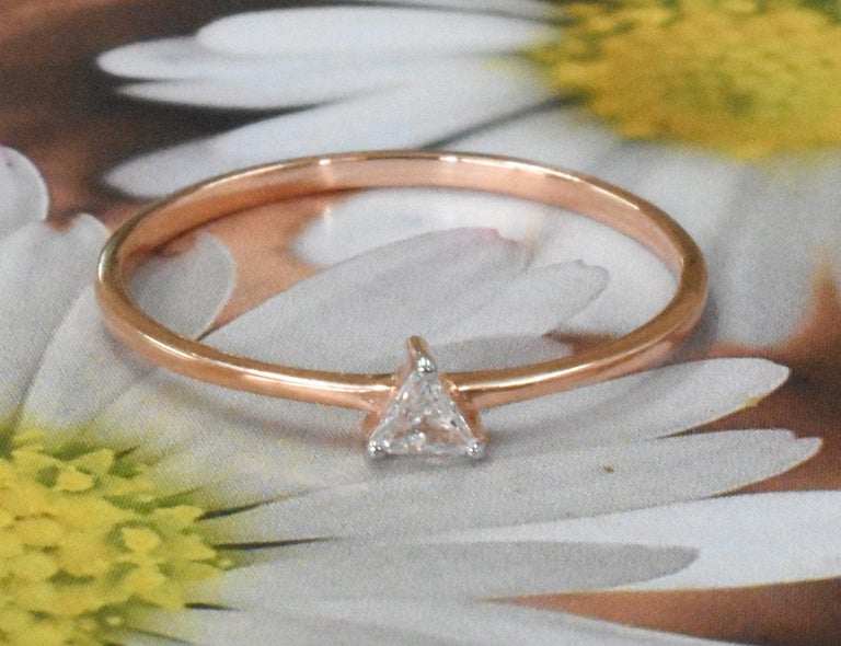 Customizable 18k Gold Diamond Triangle Solitaire Diamond Triangle Ring ...