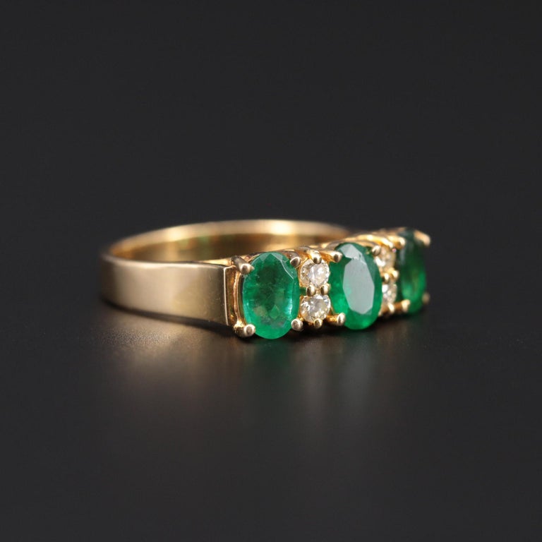 Customizable 18K Gold Emerald Wedding Ring, Emerald Bridal Engagement Ring For Sale at 1stDibs