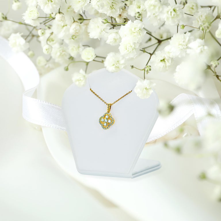 18k Gold Halo Clover Diamond Necklace Cluster Diamond Clover For Sale ...