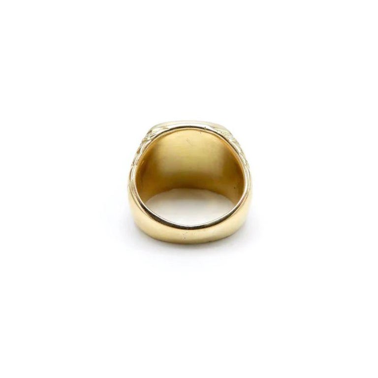 18K Gold Hand-Engraved Enamel Signet Ring with Symmetrical Design For ...