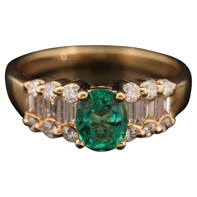 Customizable 18K Gold Natural Emerald and Diamond Engagement Wedding Ring For Sale at 1stDibs