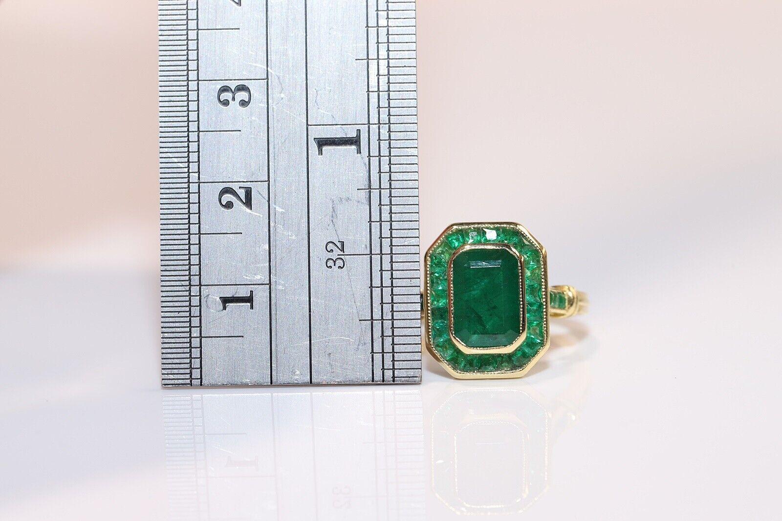 18K Gold New Made Natural Emerald Decorated Pretty Ring For Sale at 1stDibs