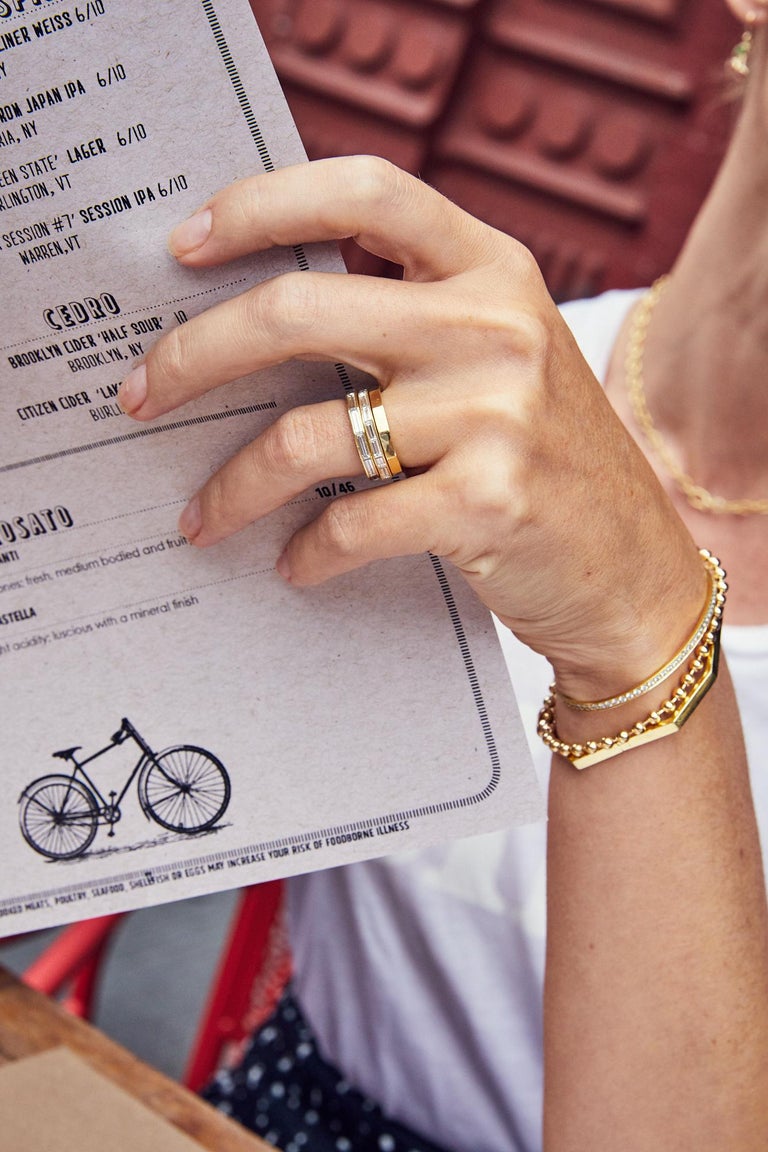 18 Karat Gold Octagon Bangle For Sale at 1stDibs