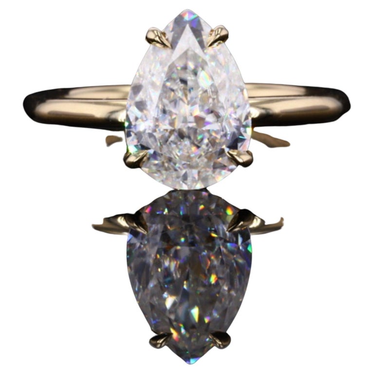 Customizable 18K Gold Pear Cut Unique Minimalist Diamond Bridal Promise ...