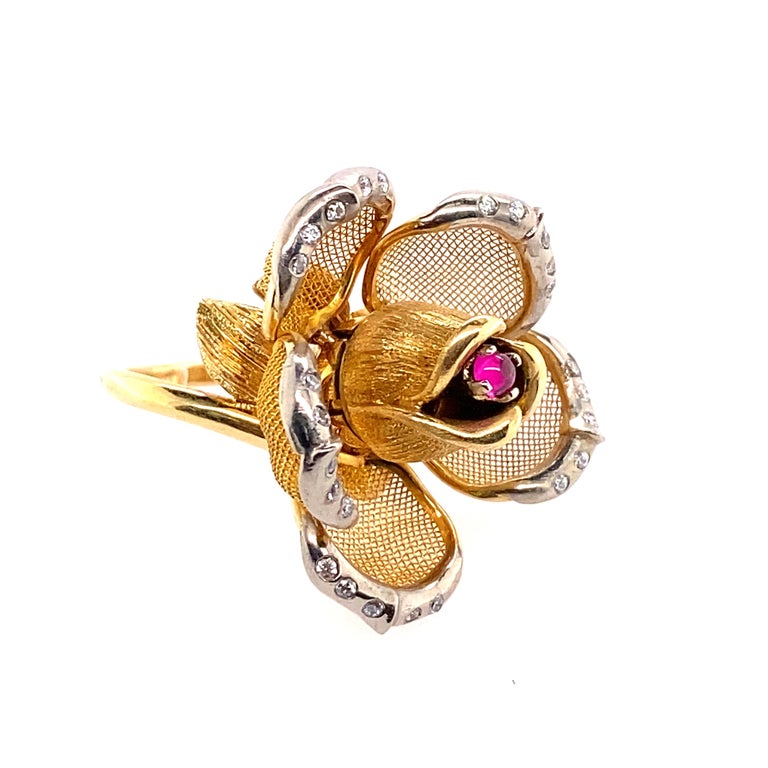 18k Gold Ruby Rose Ring For Sale at 1stDibs