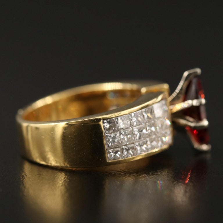 Customizable 18K Gold Ruby Wedding Ring, Ruby Engagement Ring For Sale at 1stDibs