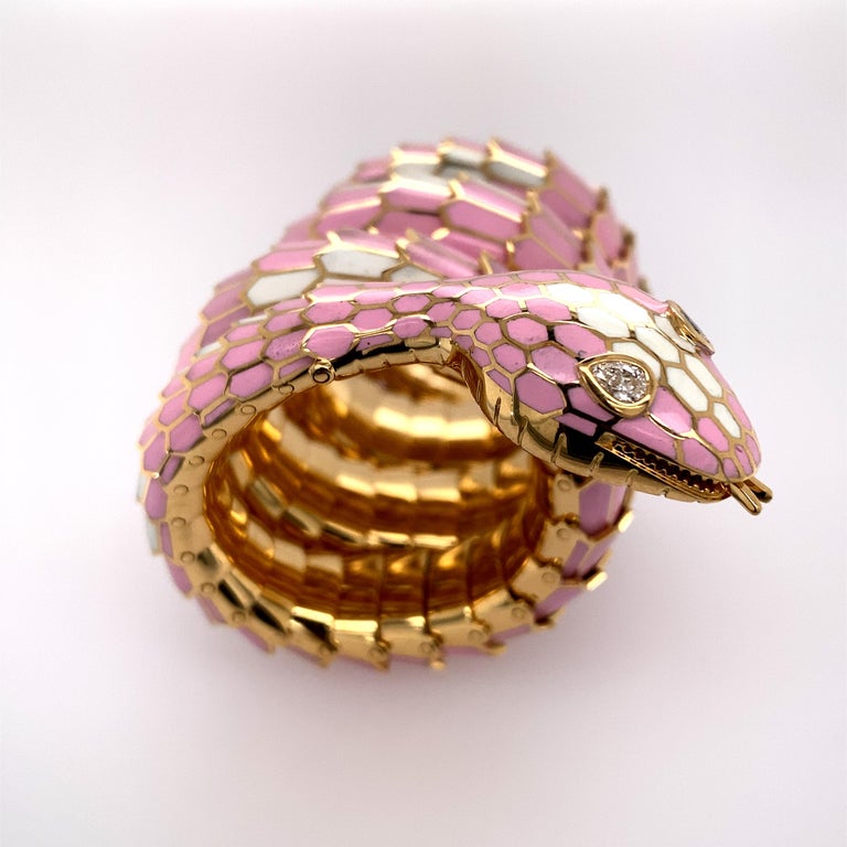 18k Gold Serpentine Bracelet by Illario For Sale at 1stDibs