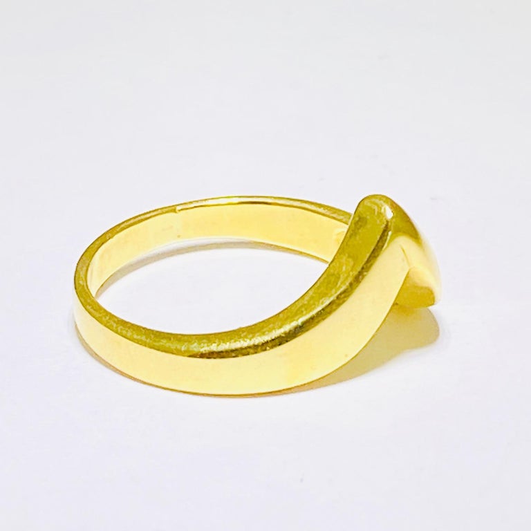 18 Karat Gold V Ring 18 Karat Yellow Gold V Fashion Band High Polish ...