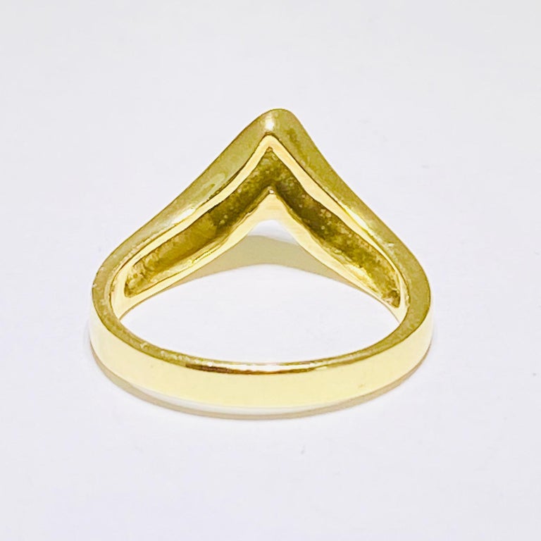 18 Karat Gold V Ring 18 Karat Yellow Gold V Fashion Band High Polish ...