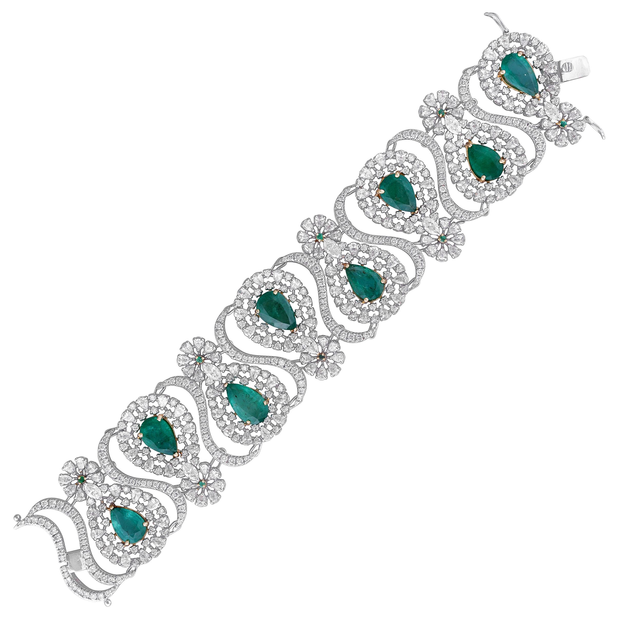 18k Gold Zambian Emerald Diamond Bracelet For Sale at 1stDibs