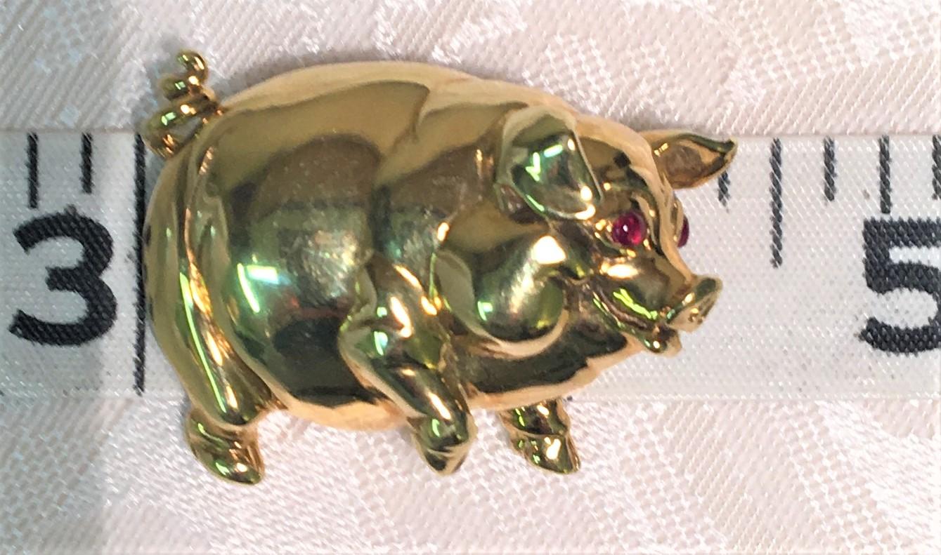 18 Karat Happy Pig Brooch with Ruby Eyes at 1stDibs | gucci pig brooch ...