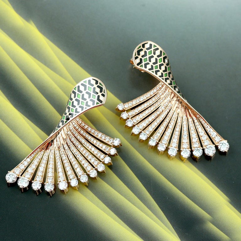 18k Rose Gold and Vs Diamonds Earrings in Twisted Fan Shape with Mosaic ...