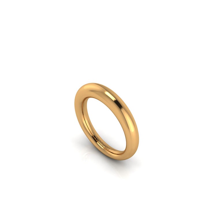 18 Karat Solid Yellow Gold Rounded Band For Sale at 1stDibs