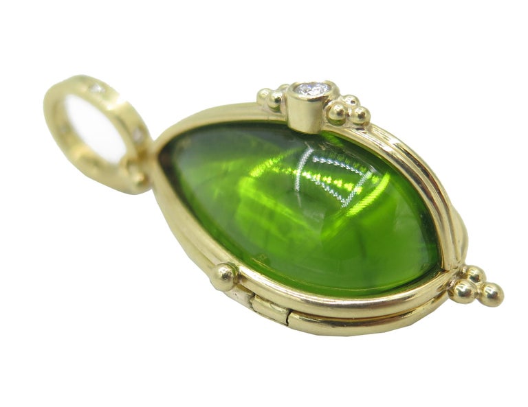 18 Karat Temple St Clair Peridot Pear-Shaped Amulet and Locket at 1stDibs