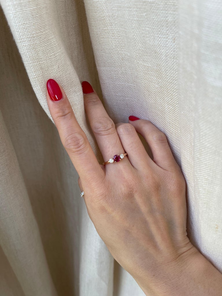 Customizable 18K Three Stone Rudy Diamond Ring For Sale at 1stDibs