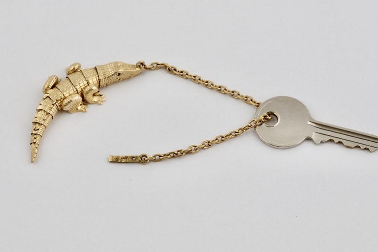18 Karat Vintage Tiffany Alligator Key Chain with Tiny Emerald Eyes at ...