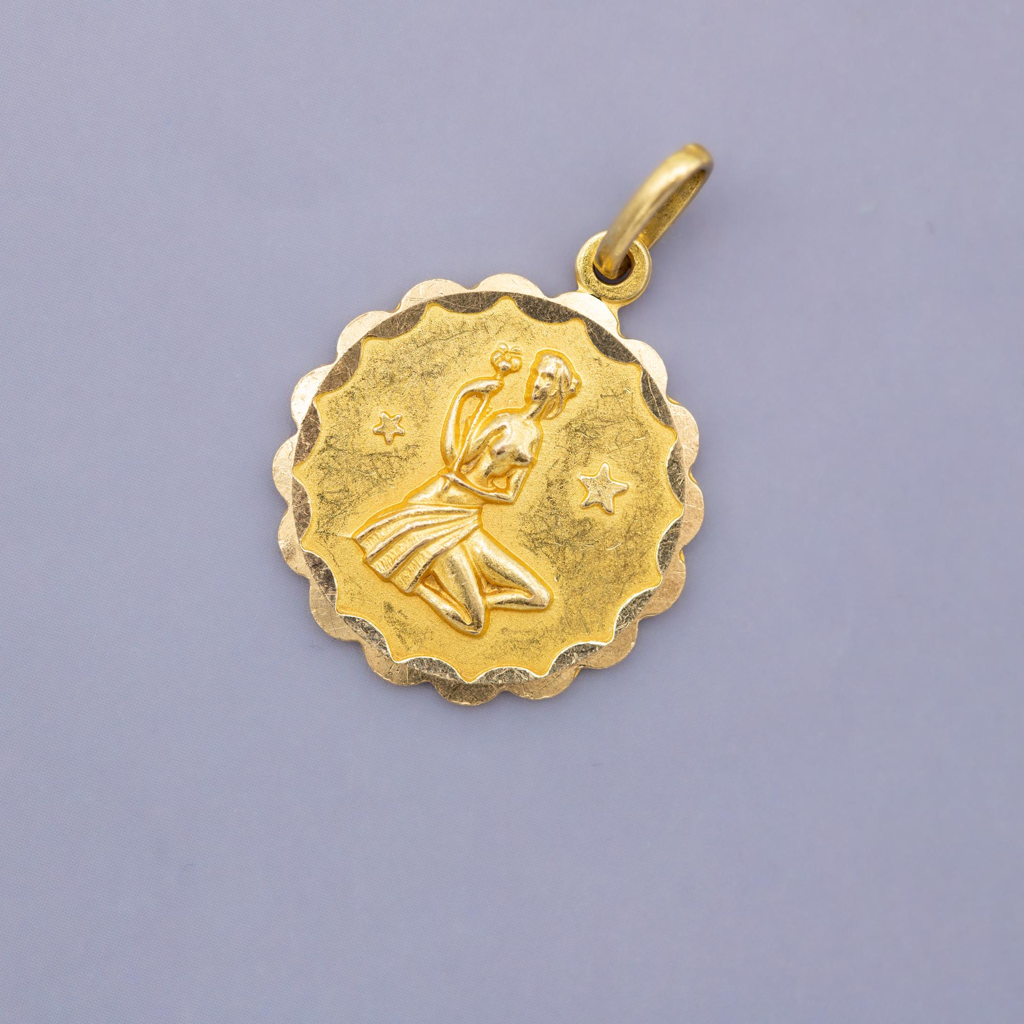 18K Virgo, Vintage 18 karat zodiac charm pendant - solid yellow gold ...