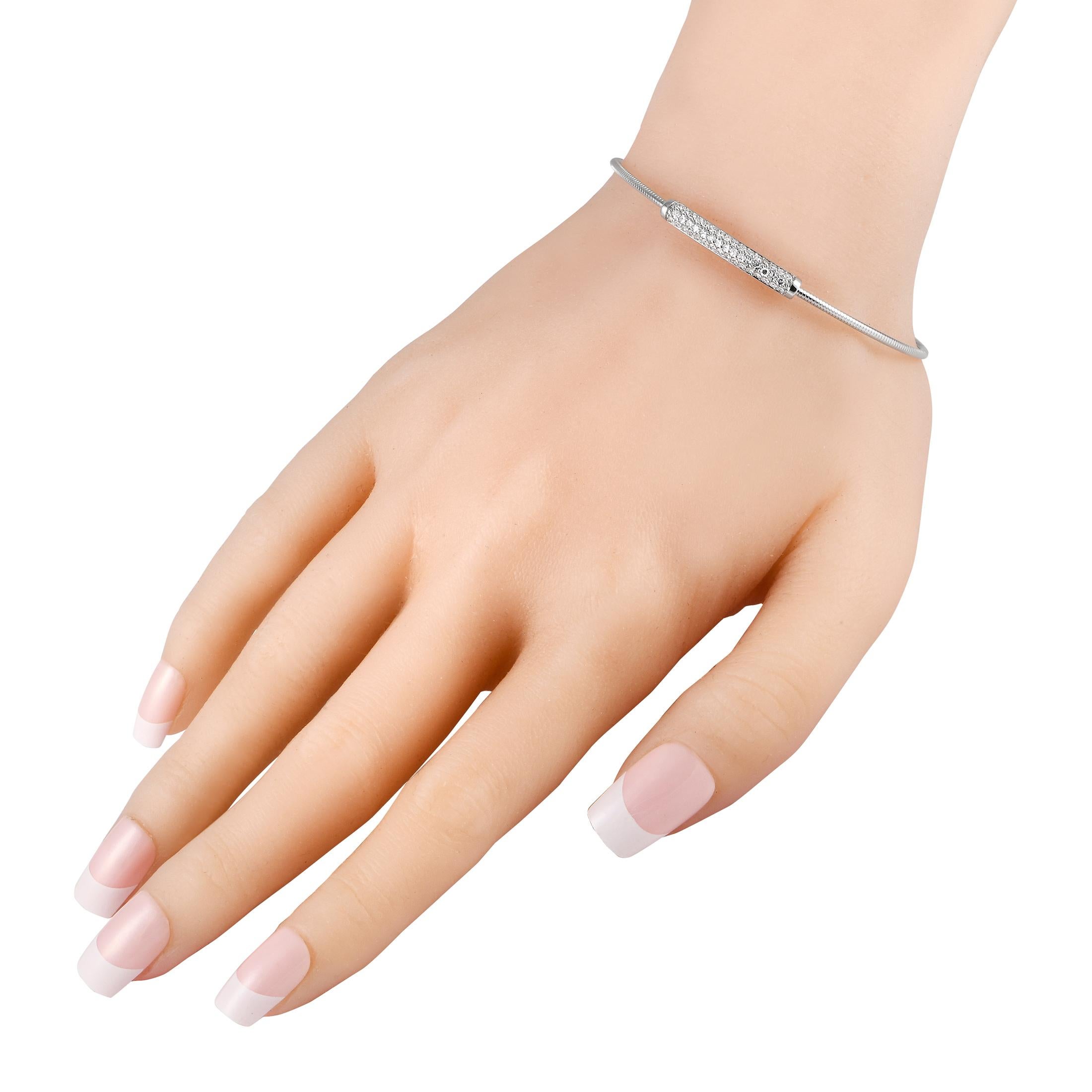 18K White Gold 0.57 ct Diamond Bangle Bracelet For Sale at 1stDibs