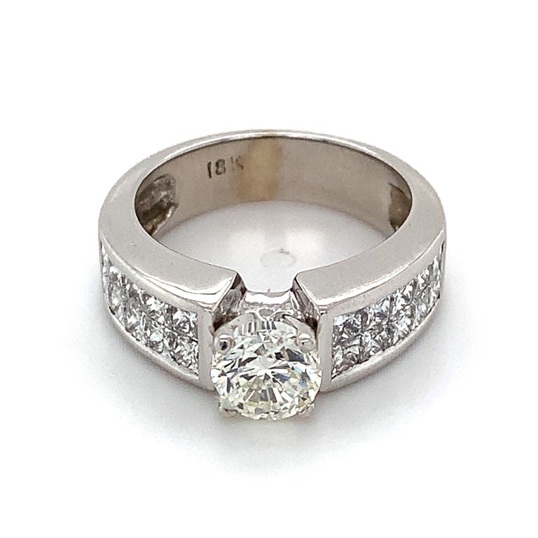 18k White Gold 1 Carat Round Center W/ Invisible Princess Cut Diamond ...