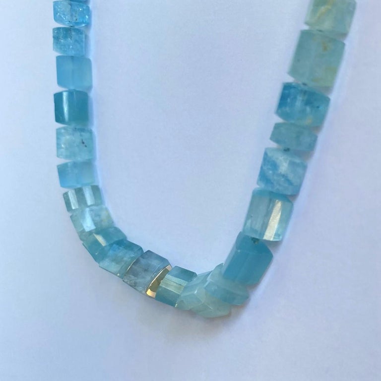 18 Karat White Gold 215 Carat Trillion Aquamarine Necklace at 1stDibs