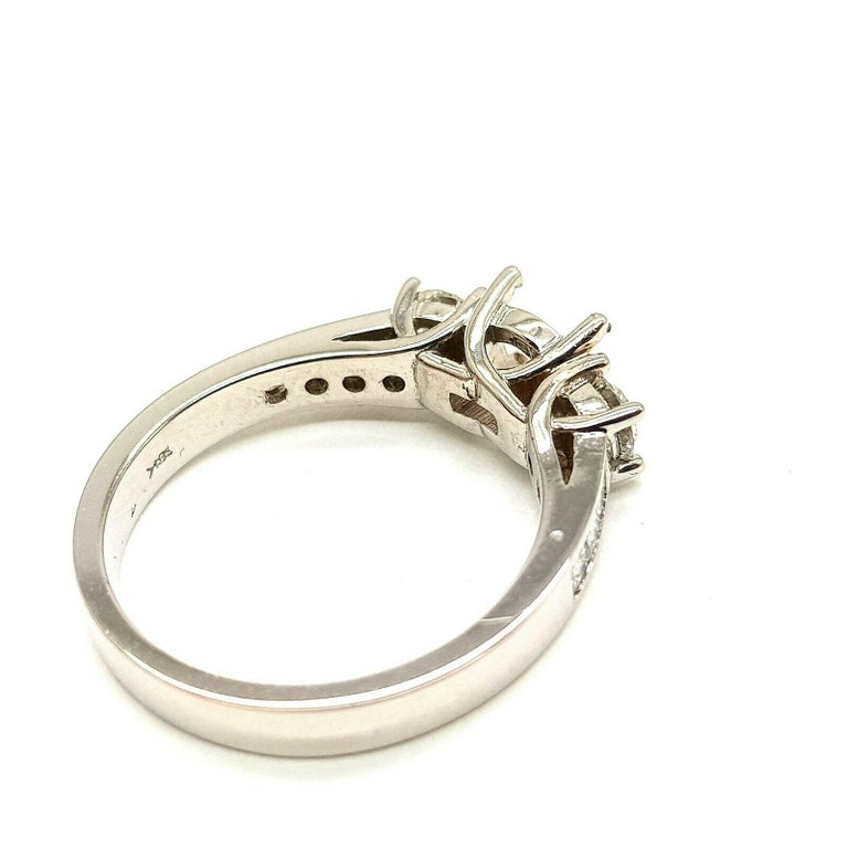 18 Karat White Gold 3-Stone Diamonds Semi Mount with 8 Diamonds 0.78 ...
