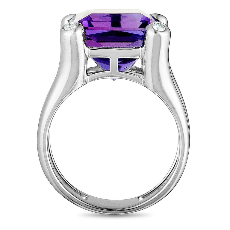 18 Karat White Gold 4 Diamonds and Rectangle Amethyst Ring at 1stDibs
