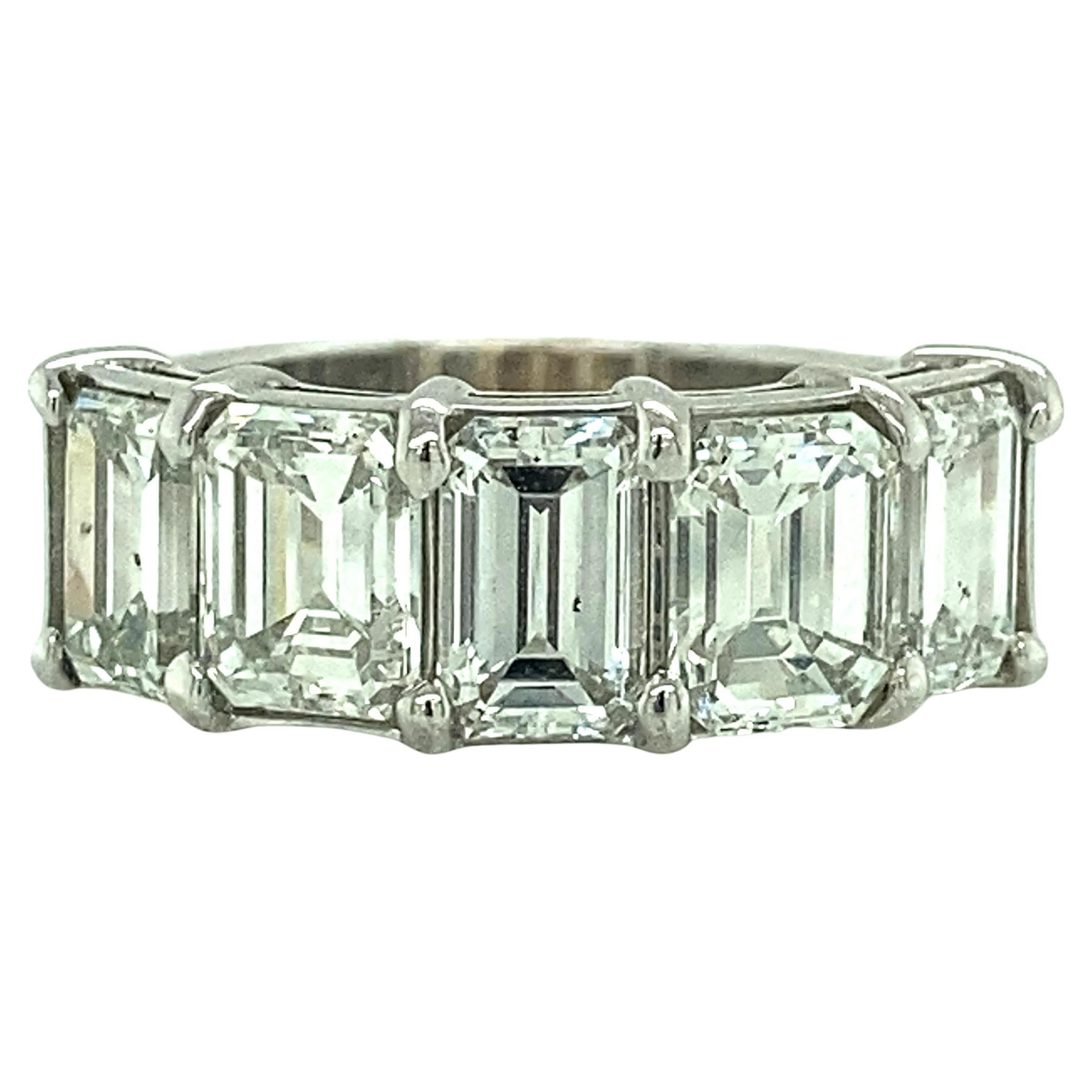 18k White Gold 4.00 Carat Emerald Cut Diamond Band For Sale at 1stDibs