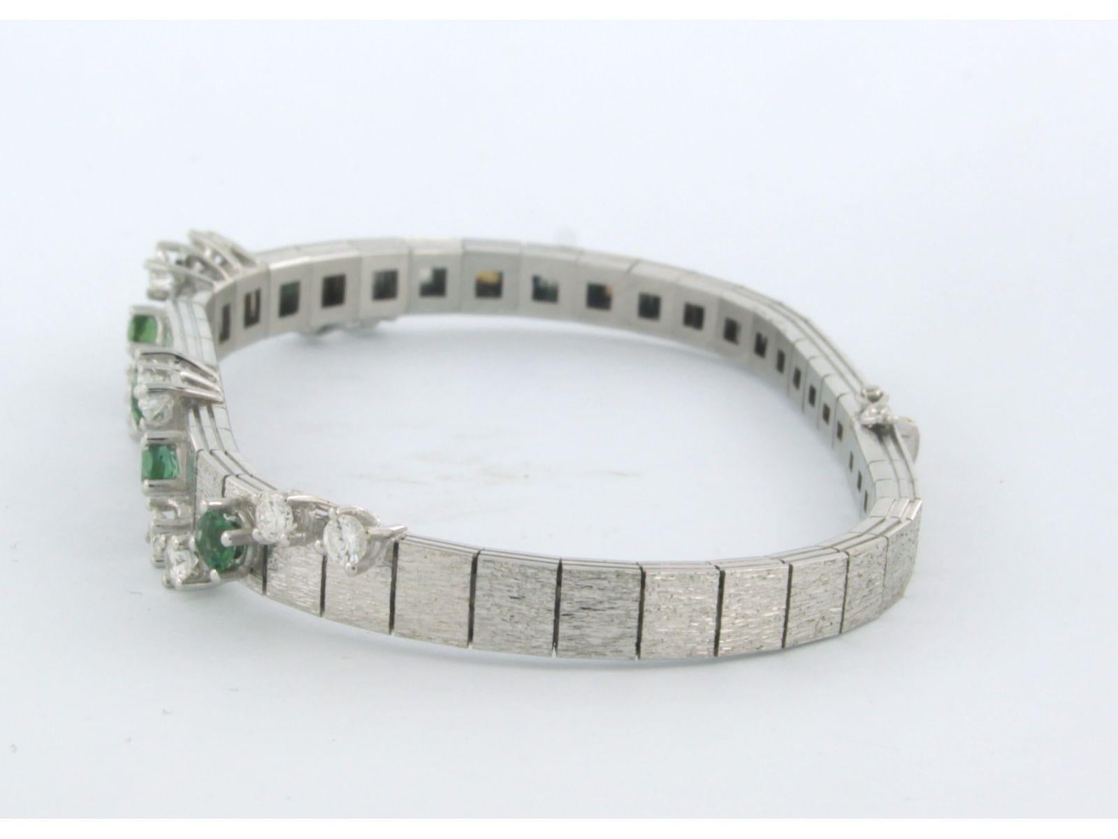 18k white gold bracelet set with tsavorite and brilliant cut diamonds ...