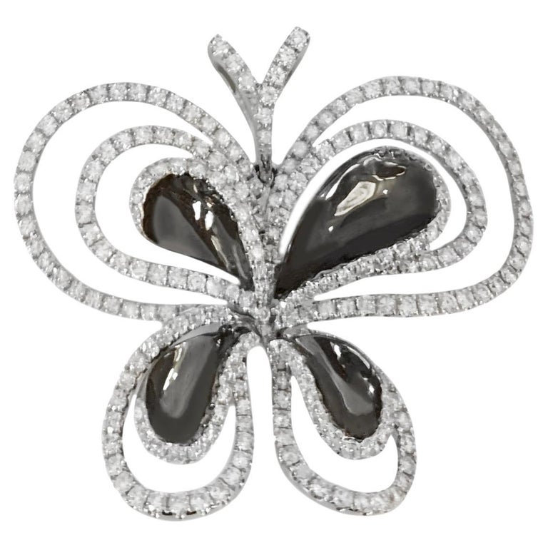18k White Gold Butterfly Pendant with Diamonds For Sale at 1stDibs
