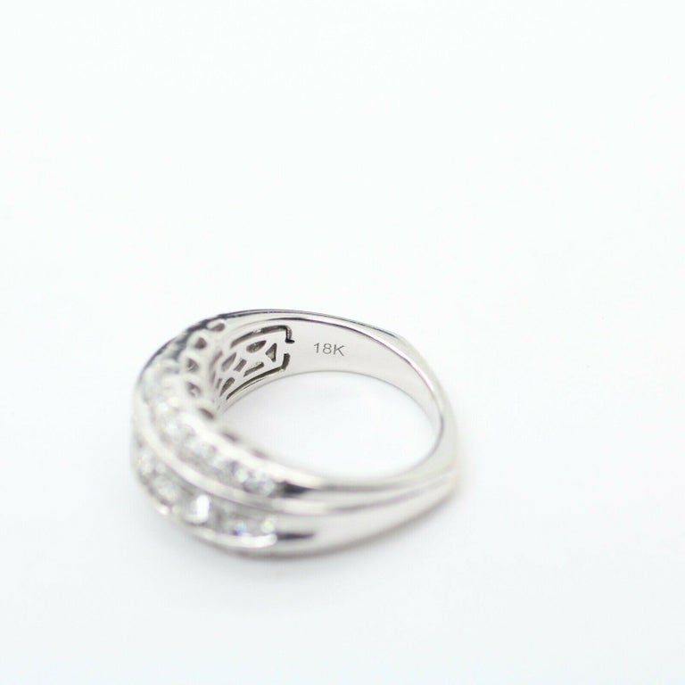 18 Karat White Gold Diamond Anniversary Ring For Sale at 1stDibs