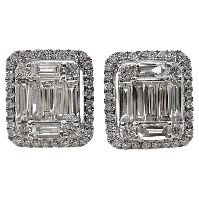 18k White Gold Diamond Baguette and Round Brilliant Cut Diamonds Stud ...