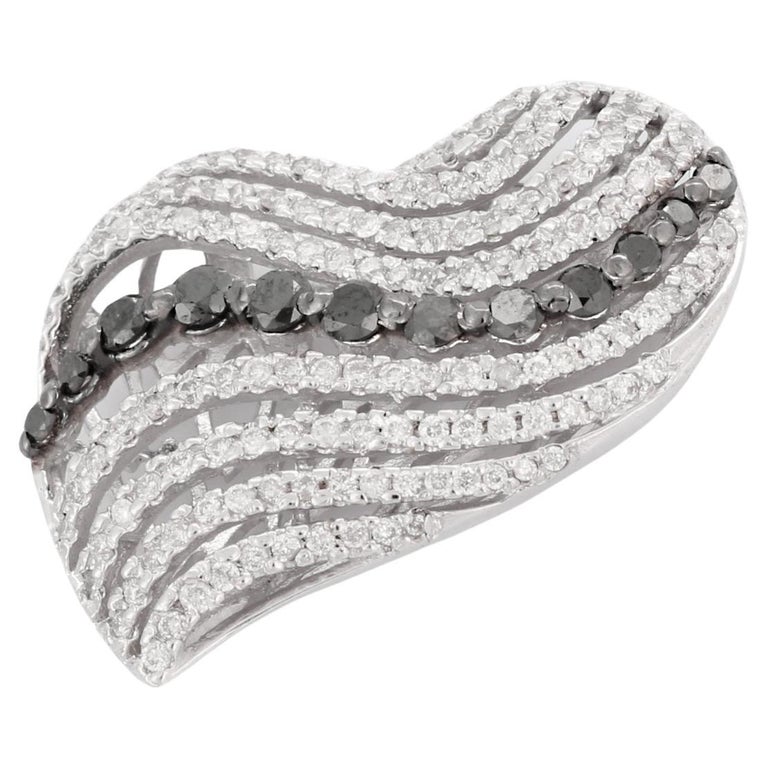 18K White Gold Diamond Wave Pendant For Sale at 1stDibs