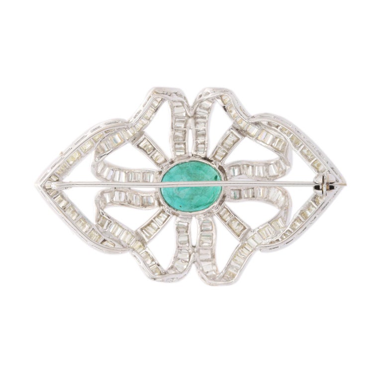18K White Gold Emerald and Diamond Brooch Pin For Sale at 1stDibs