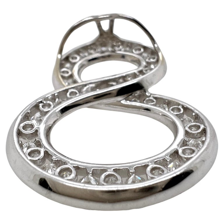18k White Gold Figure 8 Diamond Pendant For Sale at 1stDibs
